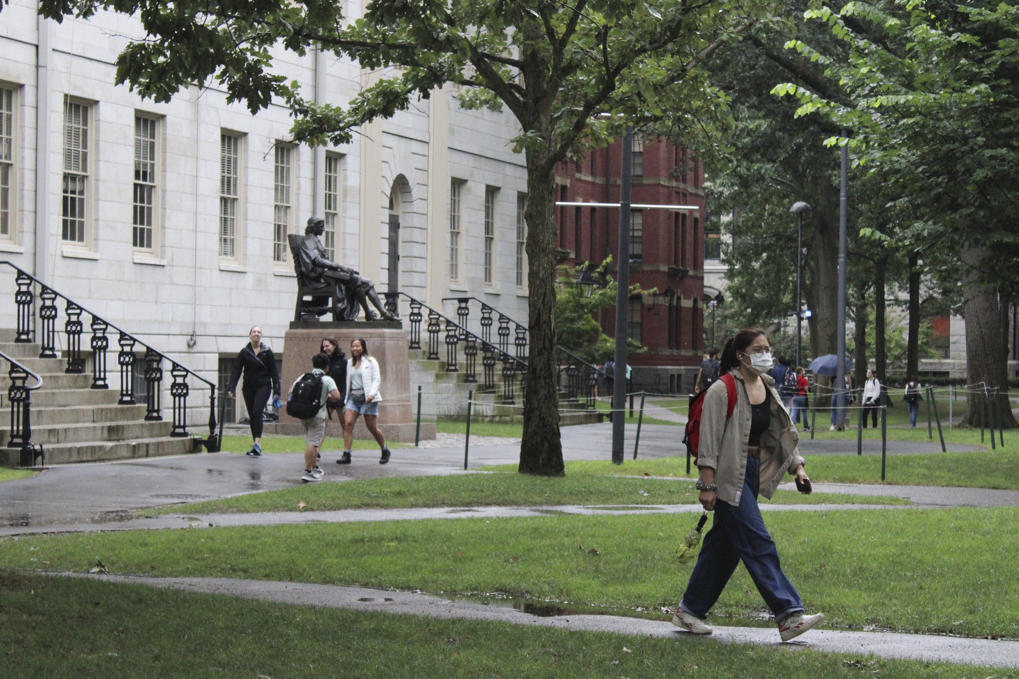 ‘It’s Just So Different’: Harvard Students Return to the Classroom ...