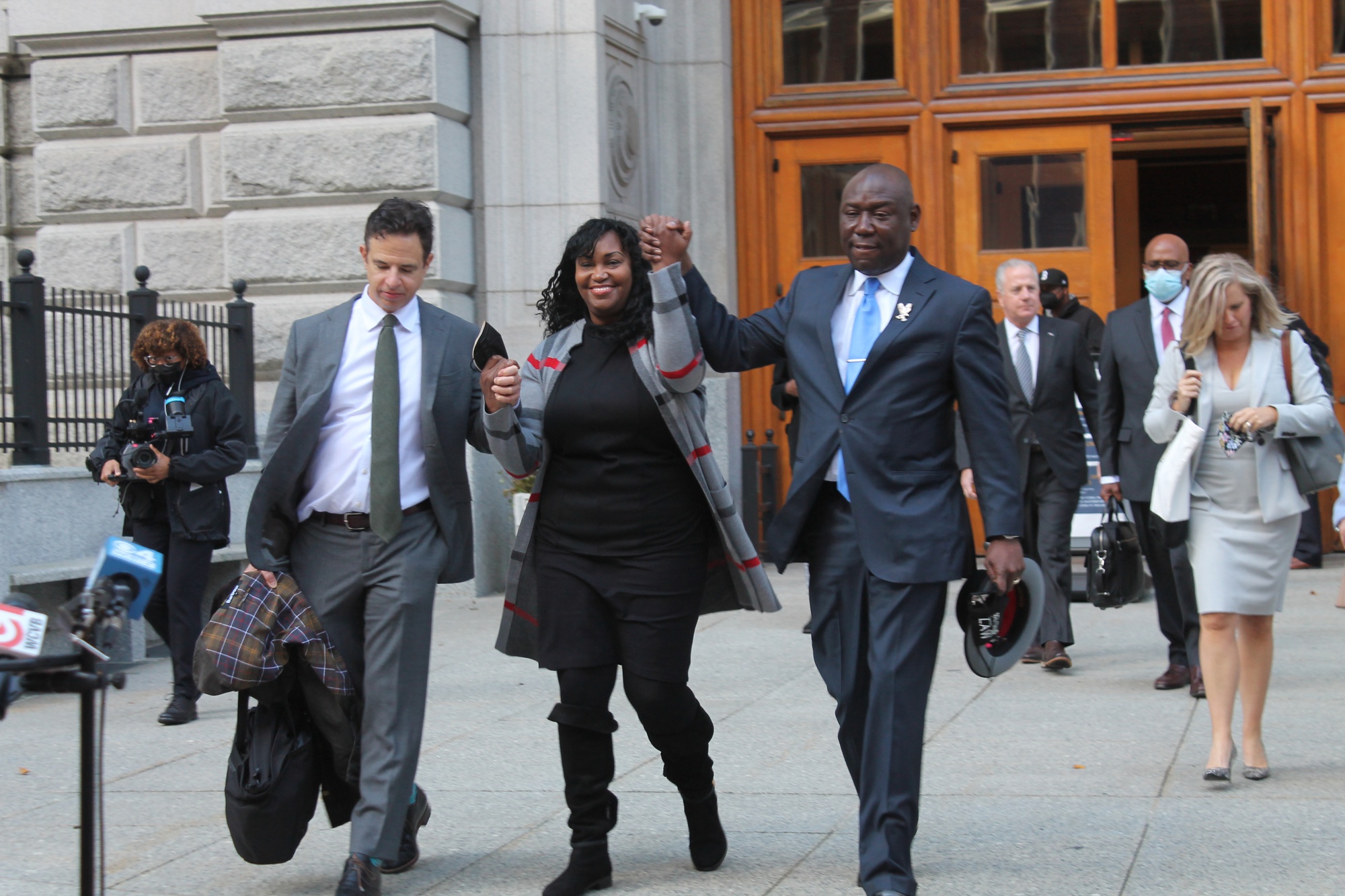 ‘This is Not Who My Papa Renty is’: Tamara Lanier to Publish Book About ...