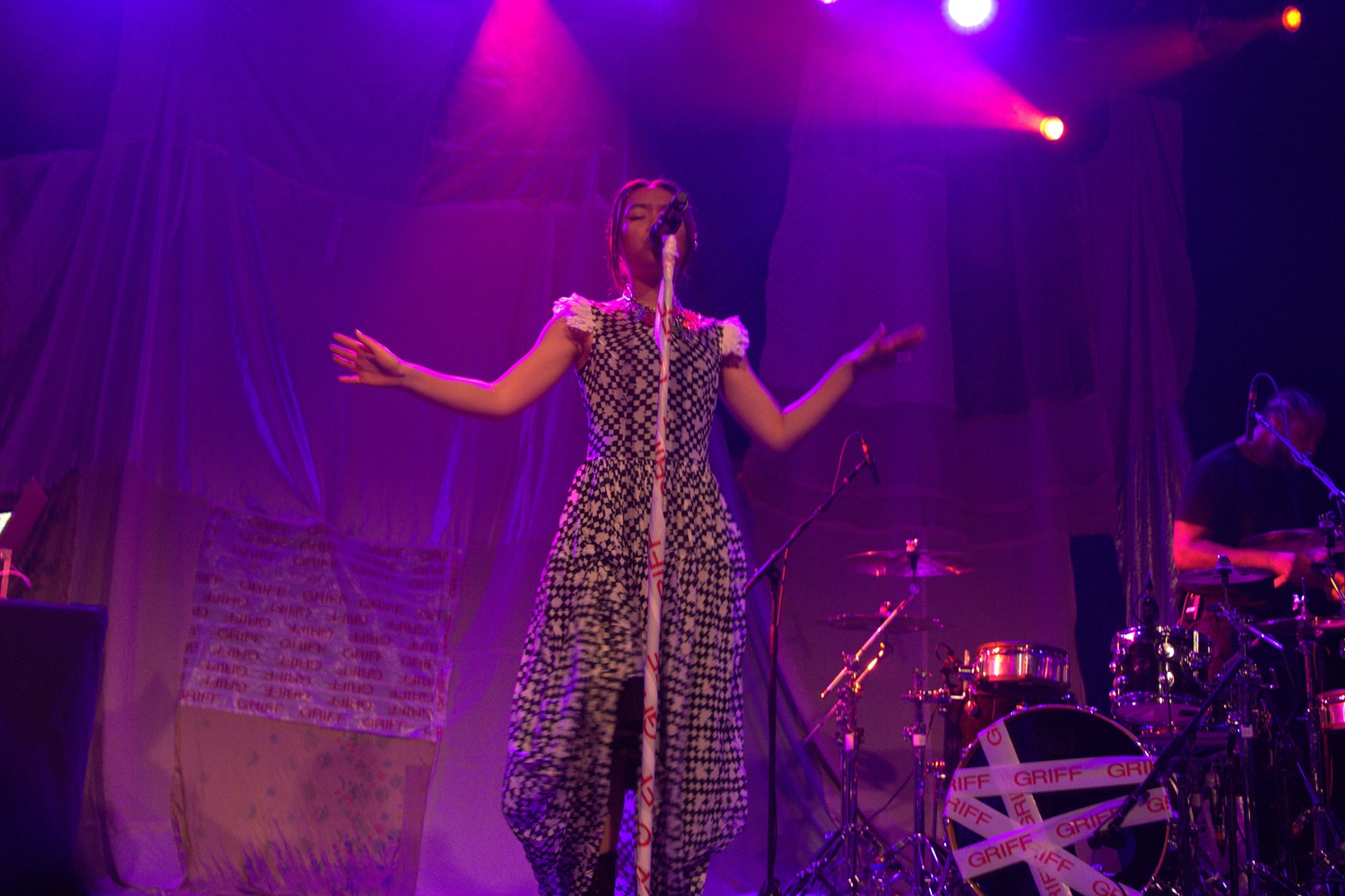 Griff Concert Review: English Pop Artist Warmly Welcomed in Boston ...