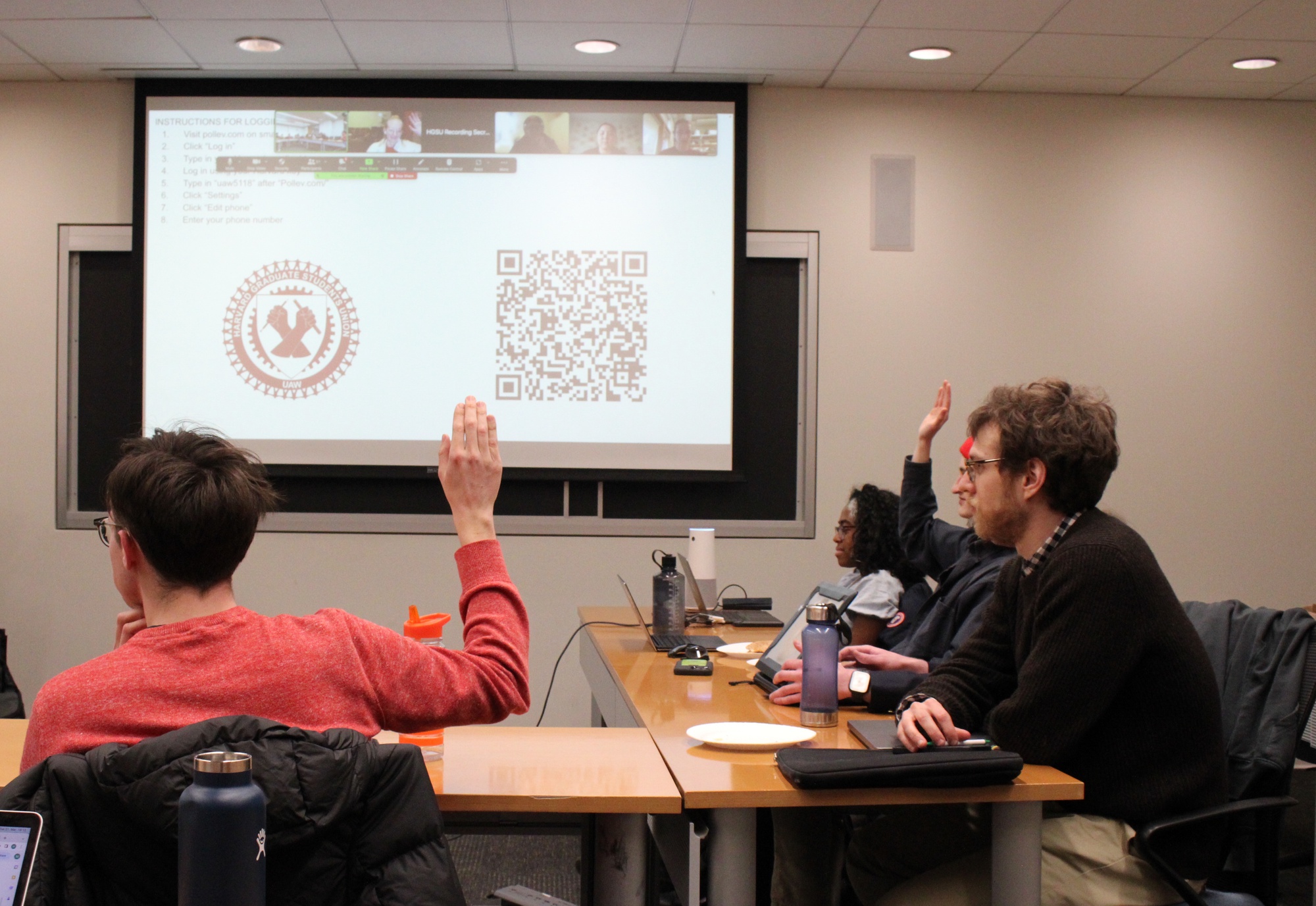 Harvard Grad Student Union Votes to Affiliate with Undergraduates ...