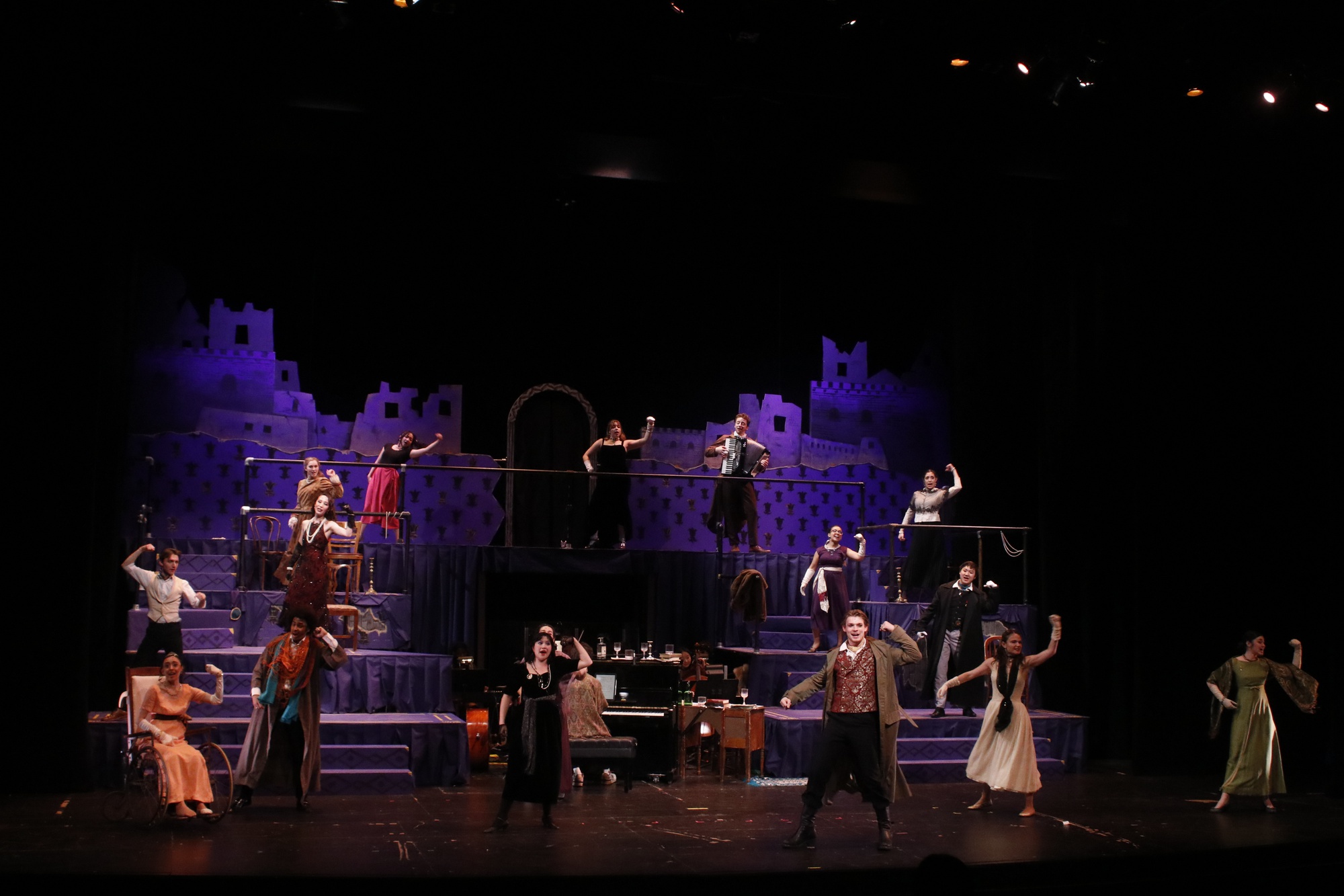 ‘Natasha, Pierre, and the Great Comet of 1812’ Preview: A Unique Show ...