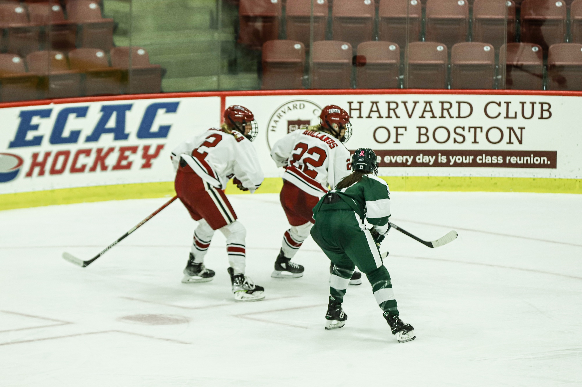 ‘All of Us are Freshmen’: Young Harvard Women's Ice Hockey Squad Gets ...