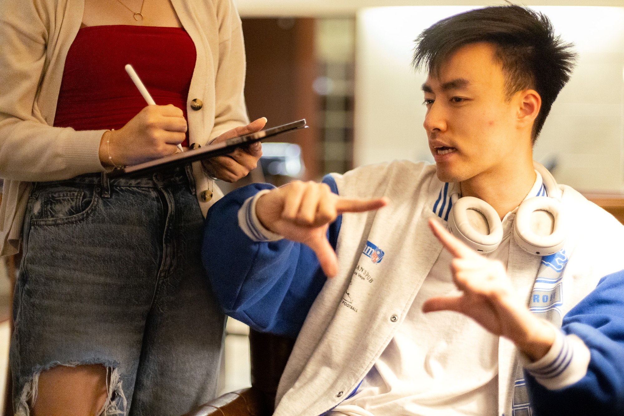 ‘Going Viral’ with Wesley Wang | Magazine | The Harvard Crimson