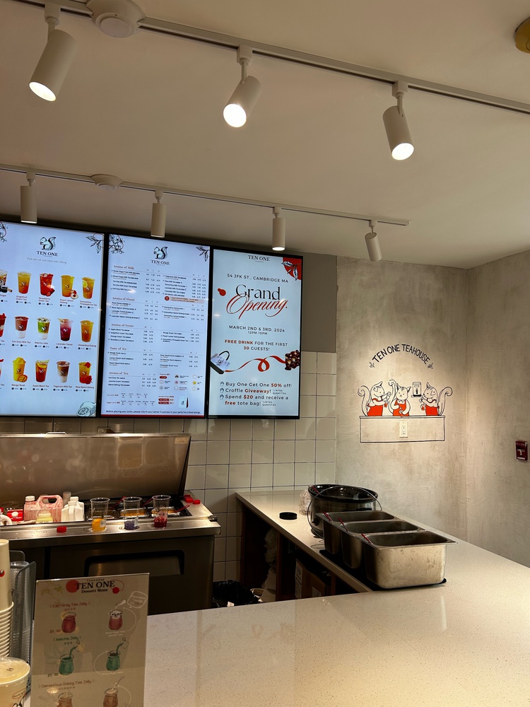 Harvard Square Ten One Boba | Flyby | The Harvard Crimson