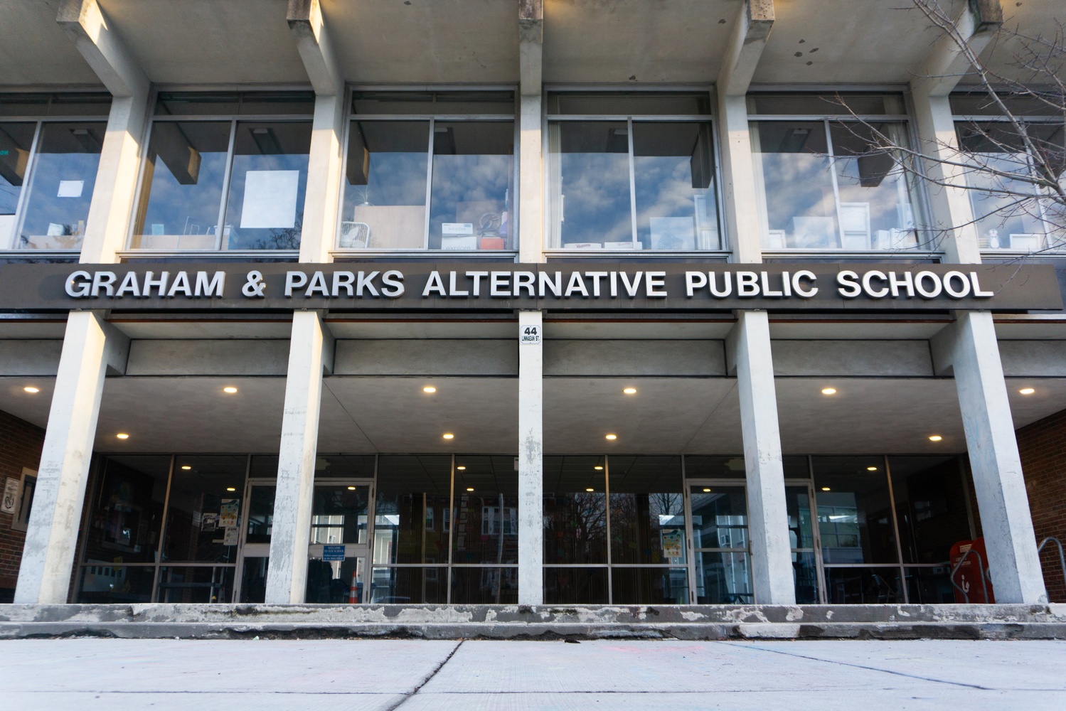 Graham & Parks School | News | The Harvard Crimson