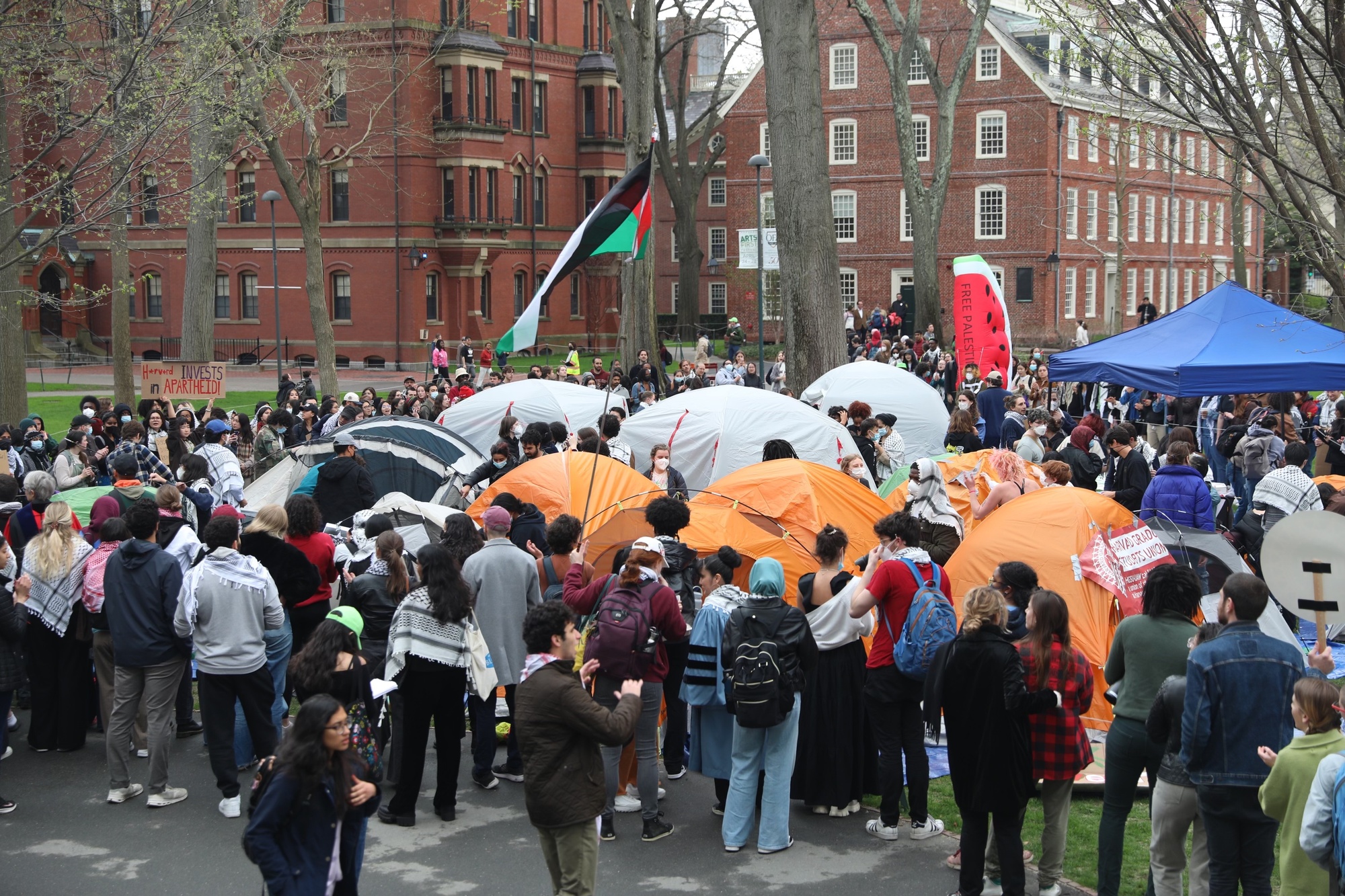 Israeli PM Benjamin Netanyahu Condemns Antisemitism at U.S. Colleges ...