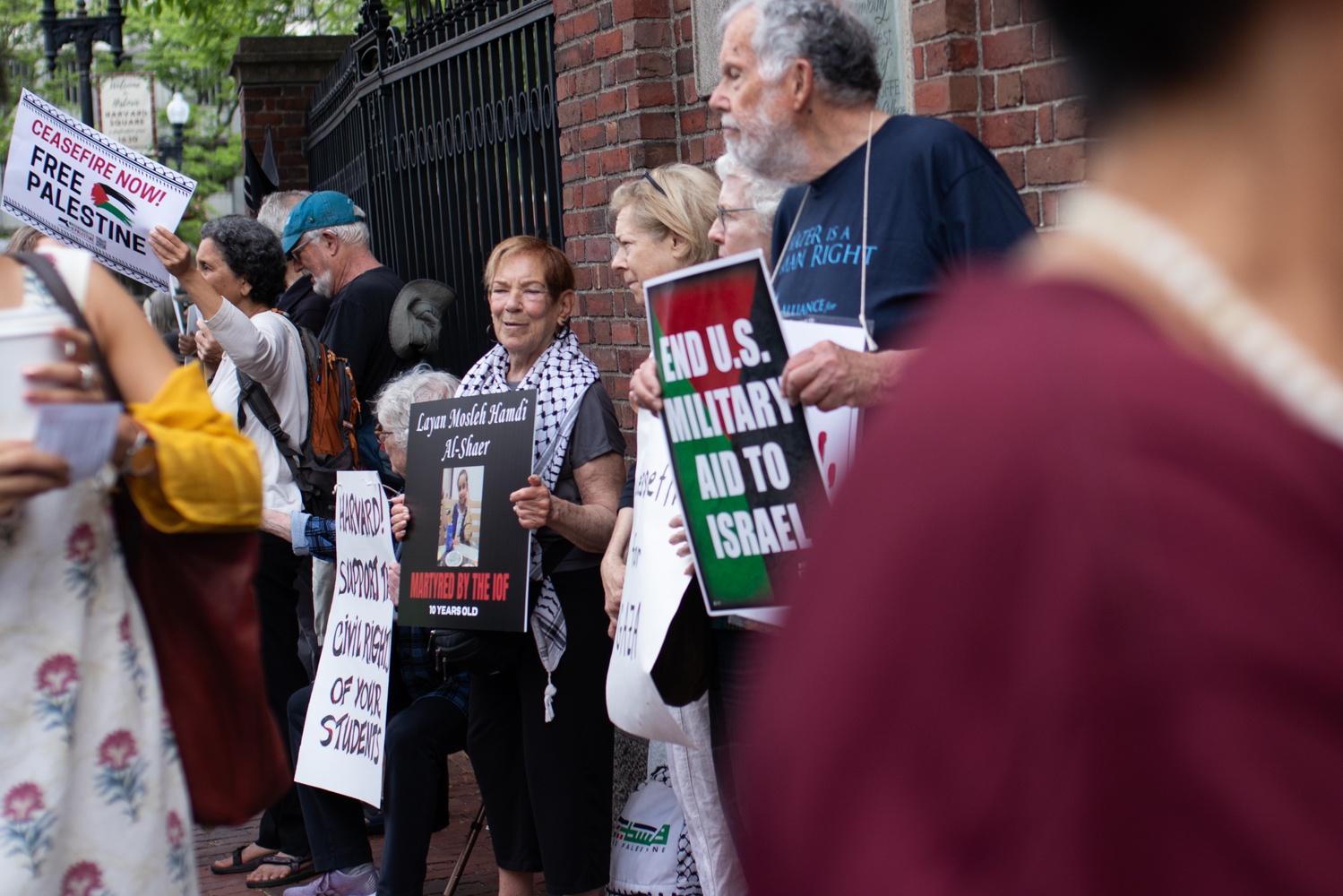 Pro-Palestine Protesters Outside Harvard Yard | News | The Harvard Crimson
