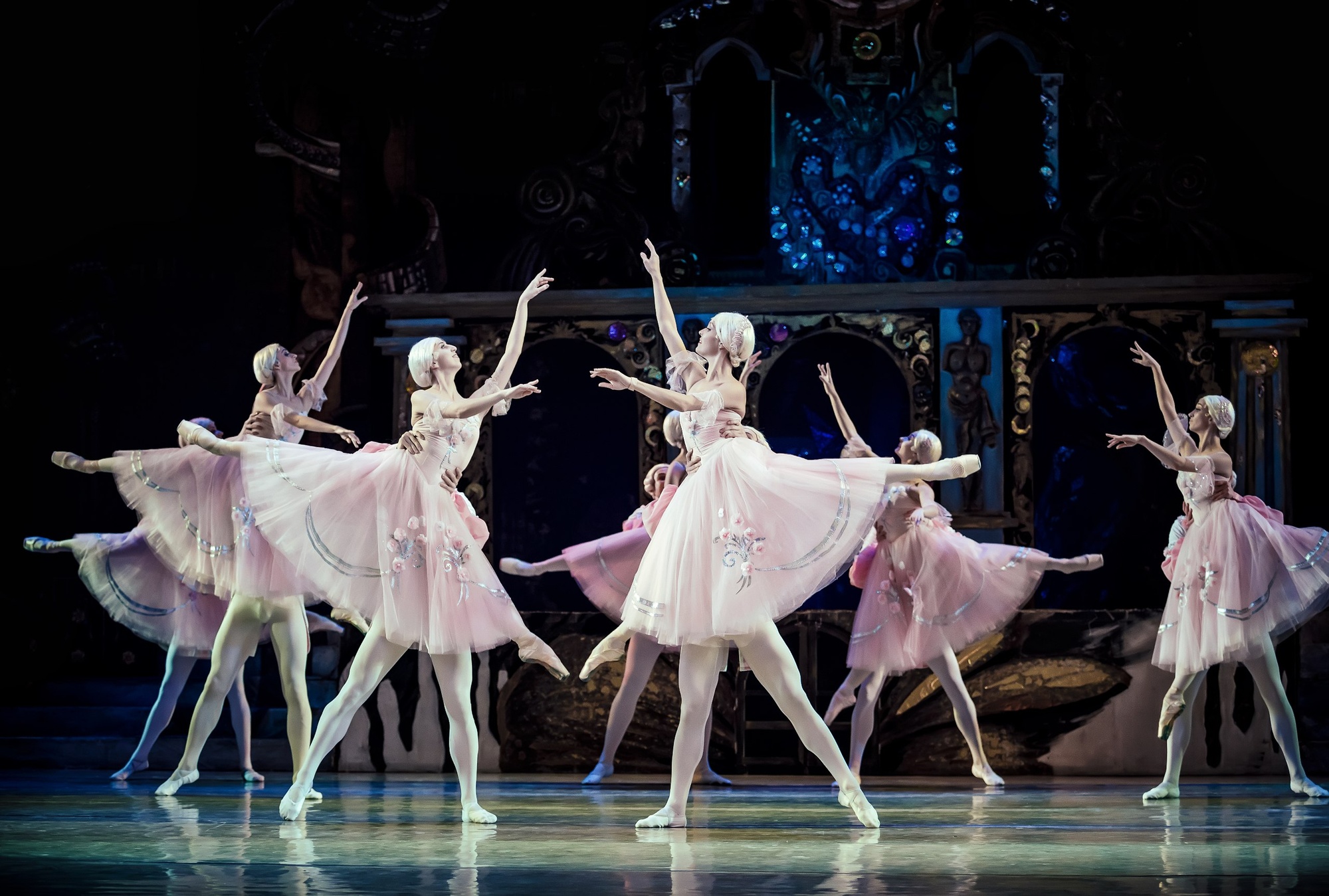 Grand Kyiv Ballet’s ‘The Nutcracker’ Review: Ukrainian Dancers Take ...
