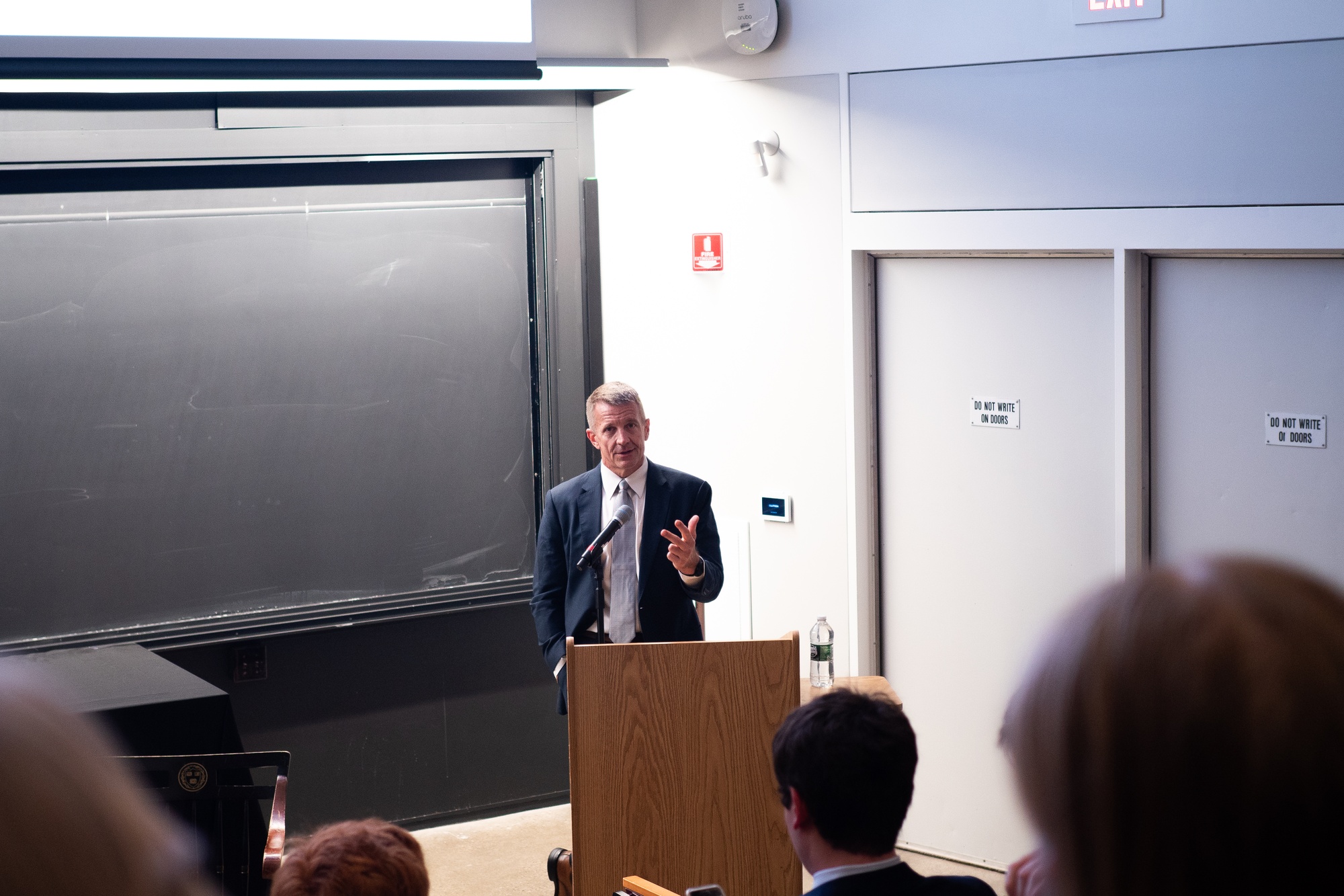 Harvard Republican Club Hosts Blackwater Founder Erik Prince for Talk on Privatized Government ...