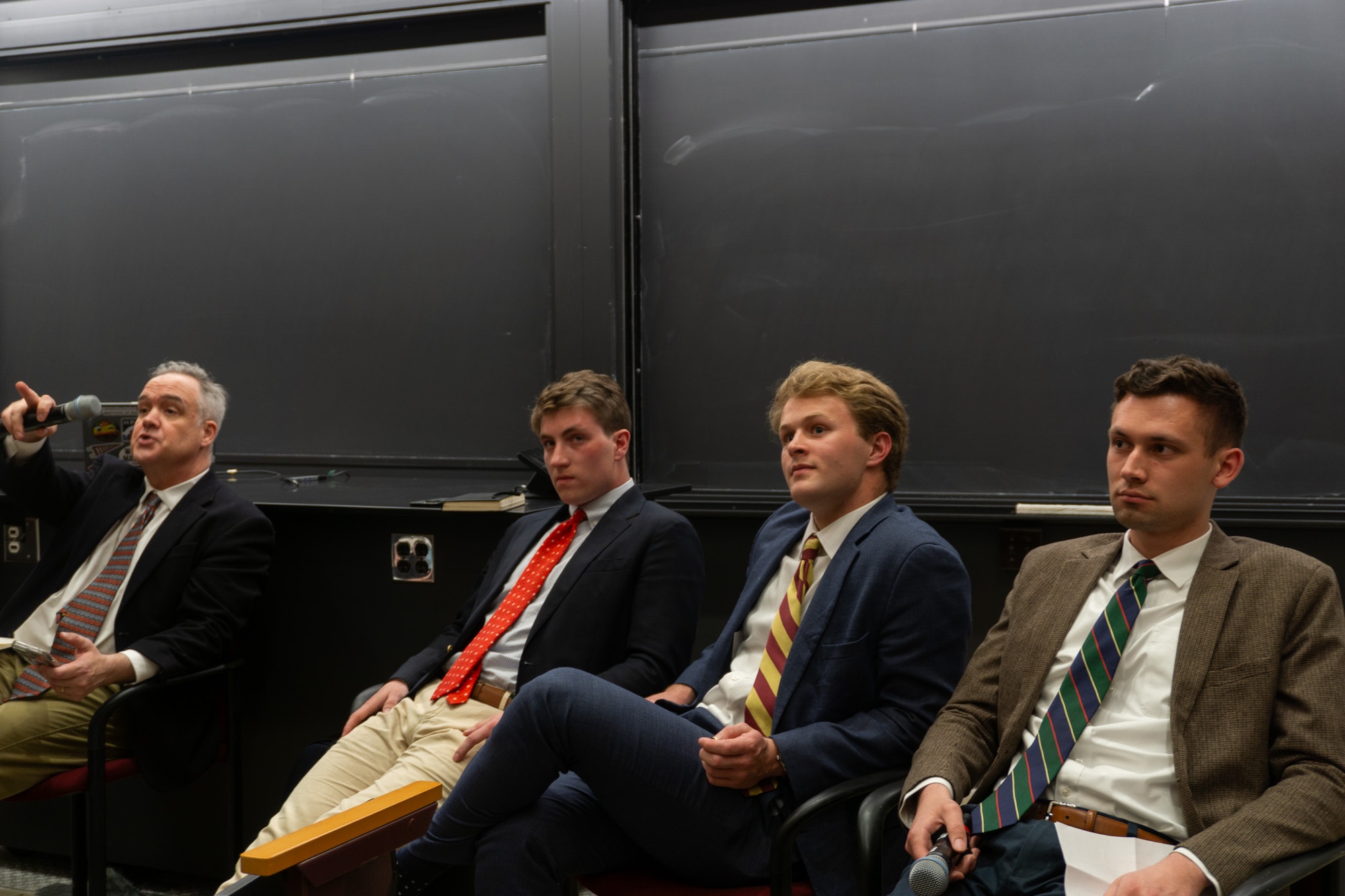 Republican and Democratic Students Go Head-to-Head at Debate Night ...