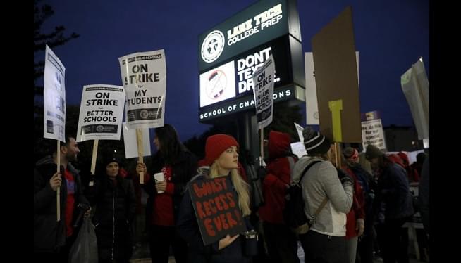 Chicago Teachers Strike In Nation’s 3rd Largest District | News Talk ...