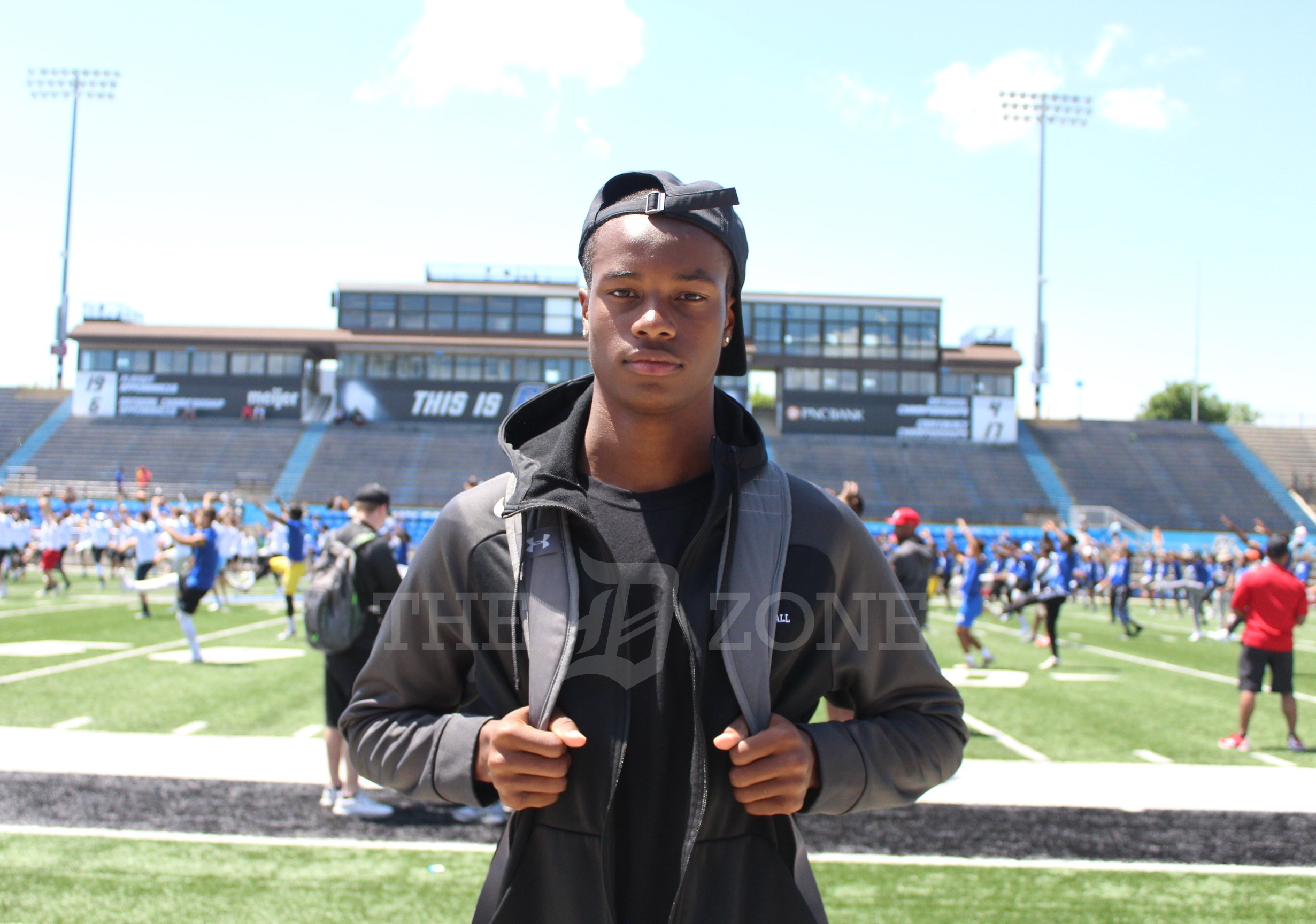 West Bloomfield 2019 WR Tre Mosley takes official visit to Cincinnati ...