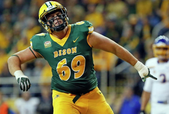 Former Romeo DL Blake Williams (North Dakota State) to visit White ...