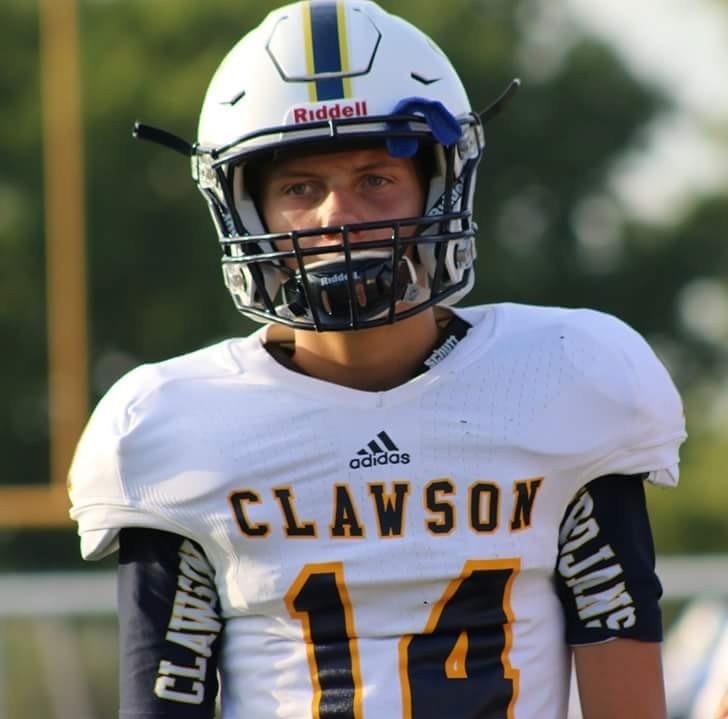 Clawson (Varsity) - The D Zone Football