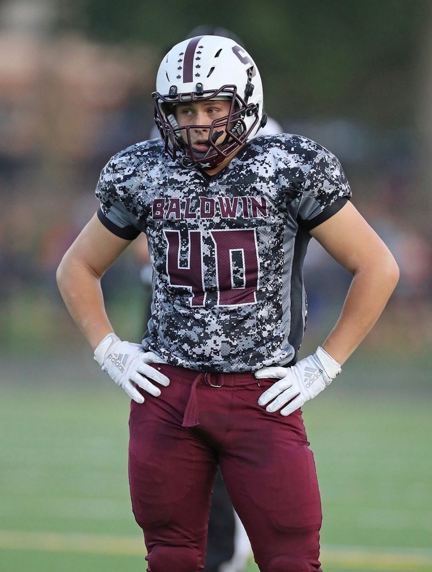 Seaholm (Varsity) - The D Zone Football