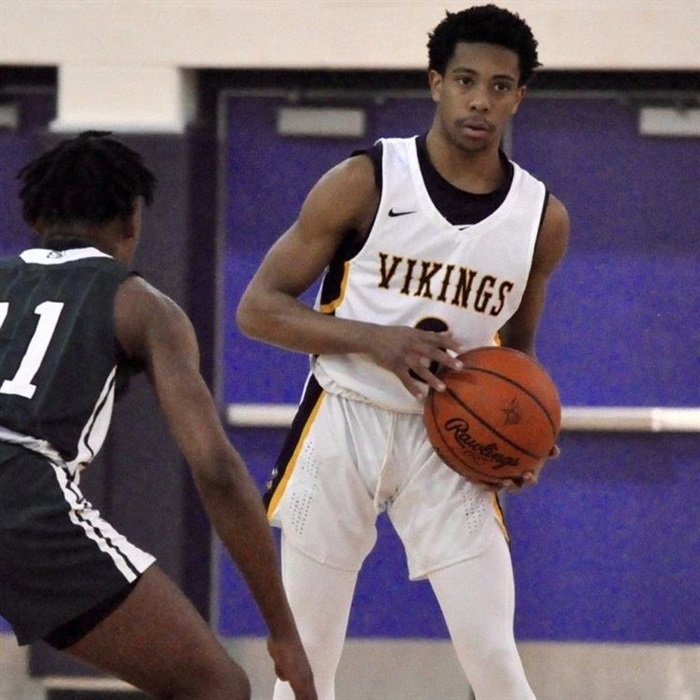 Walled Lake Central (Varsity) - The D Zone Basketball