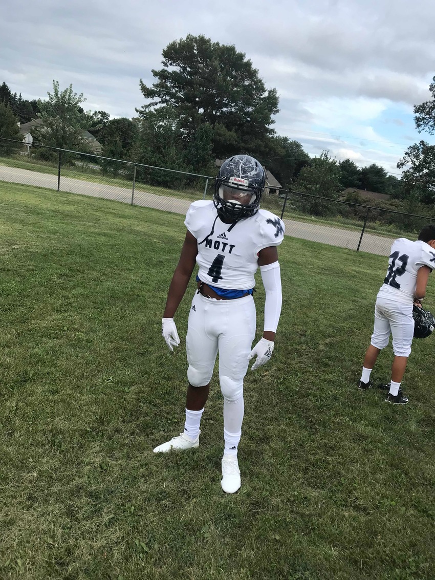 Dayshawn Wilson: OLB/RB class of 2021 - The D Zone Football