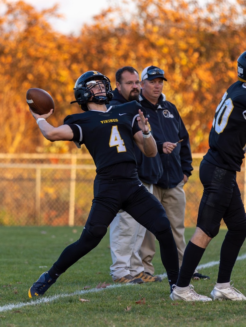 Howard City Tri-County 2026 QB Vaughn Veltman (Alma commit) is visiting ...