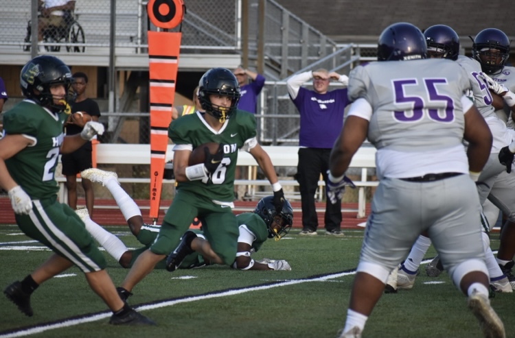 Ann Arbor Huron (Varsity) - The D Zone Football