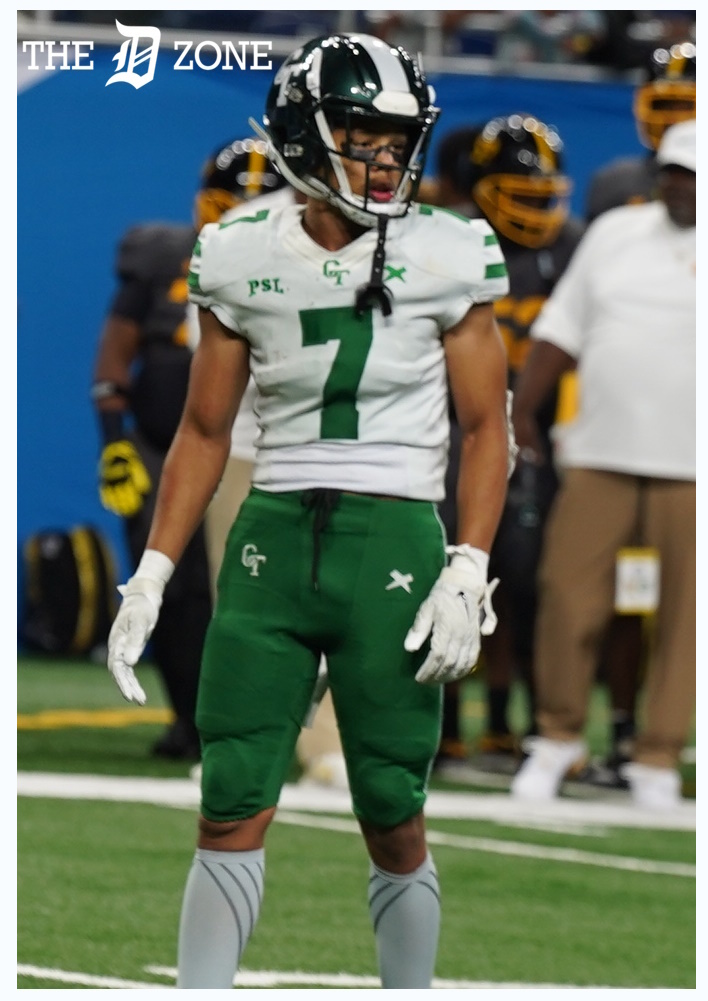 Cass Tech 2025 CB/WR Alex Graham has committed to Southern California ...