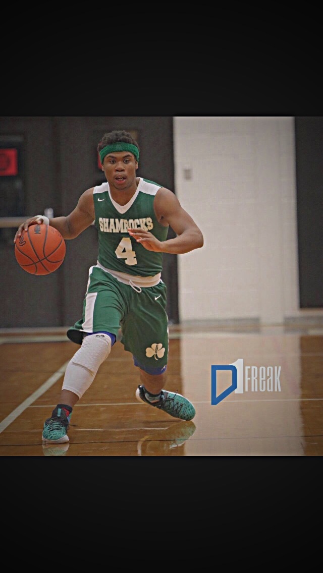 Eastpointe (Varsity) - The D Zone Basketball