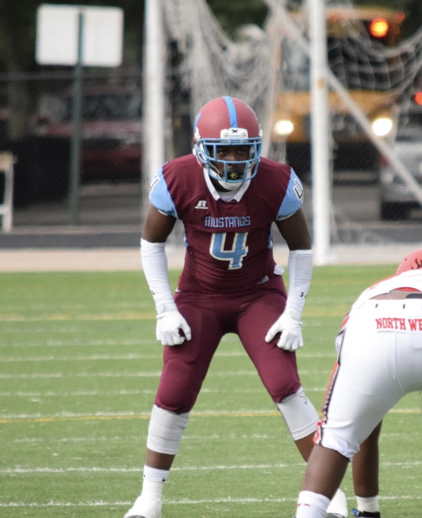 Mumford (Varsity) - The D Zone Football