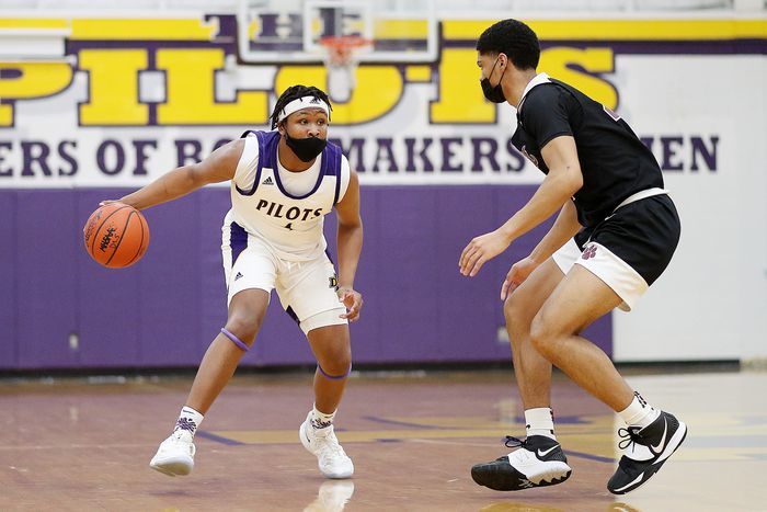De La Salle (Varsity) - The D Zone Basketball
