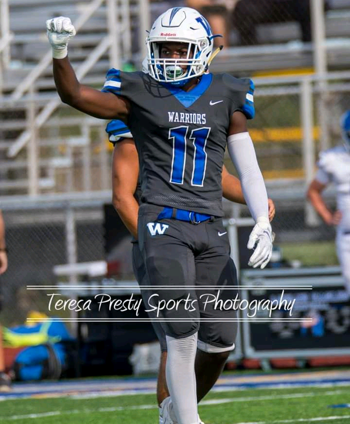 Walled Lake Western (Varsity) - The D Zone Football