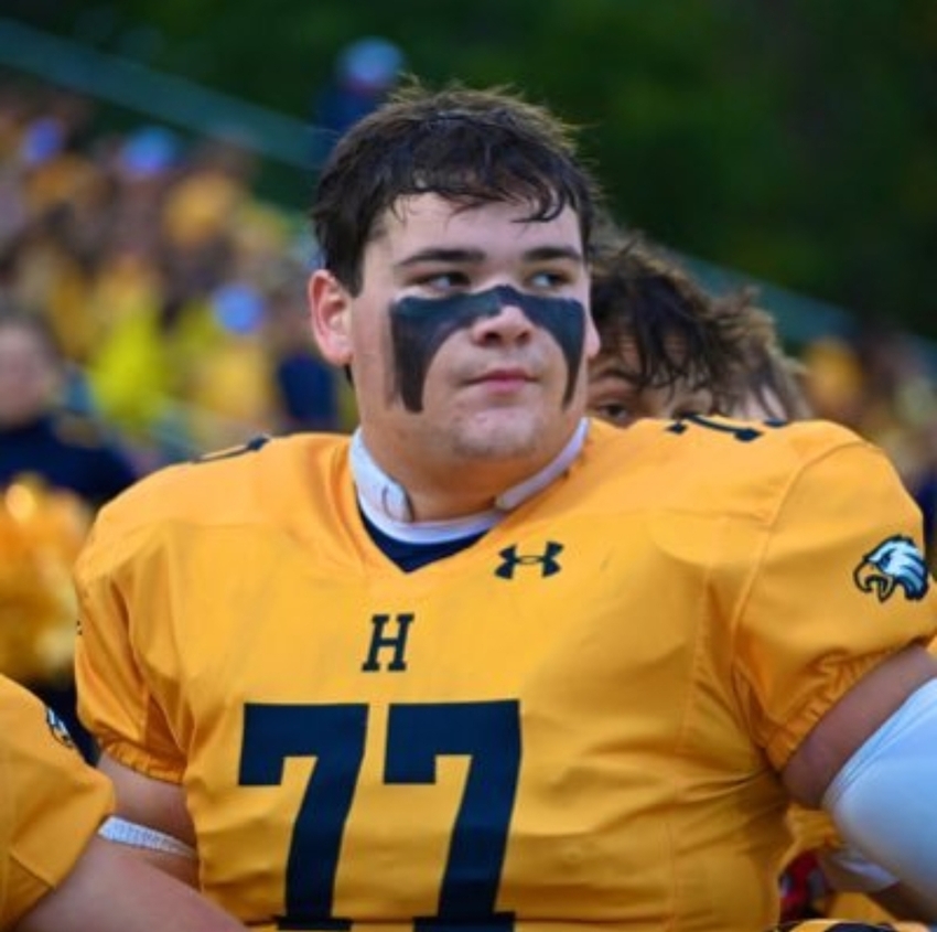 Hartland 2027 OC/OG William Tobin is visiting Penn State on 09/13/2025 ...