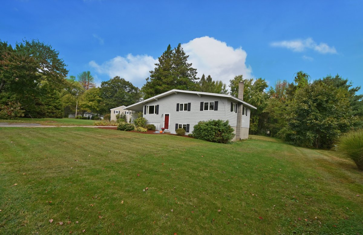 Virtual Tour of 57 Marked Tree Rd, Holliston, Massachusetts 01746 ...
