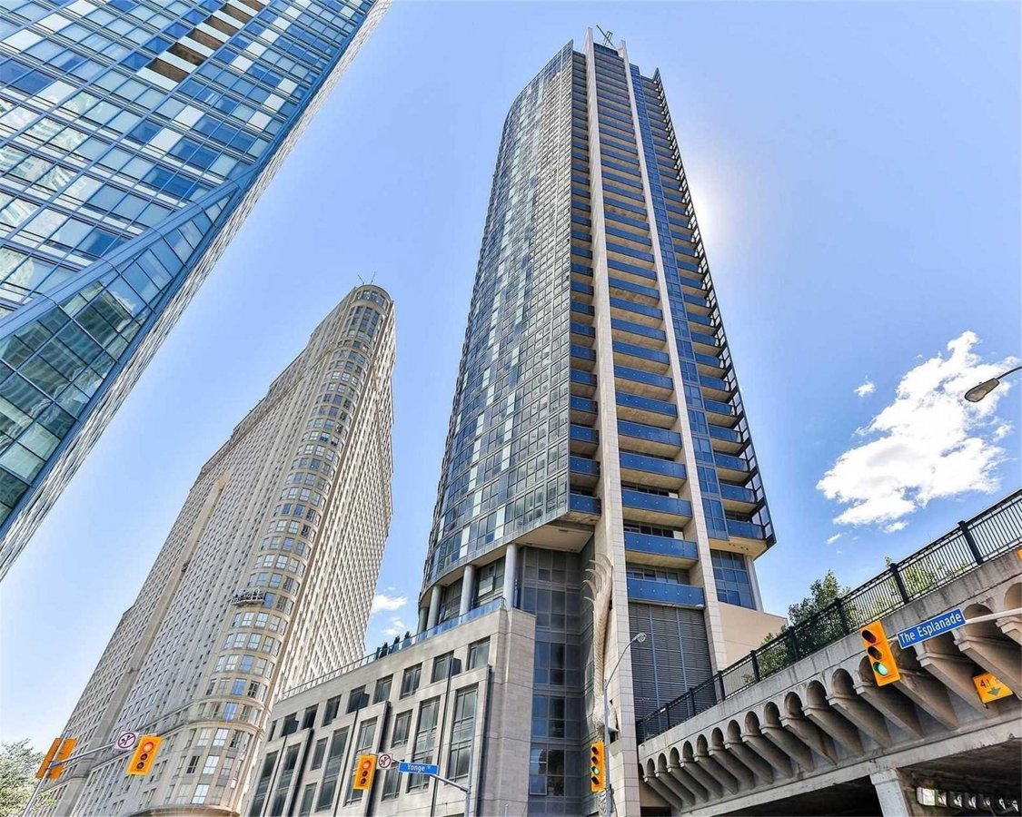 Virtual Tour of 1 The Esplanade, Toronto, Ontario M5E0A8 - Condo ...