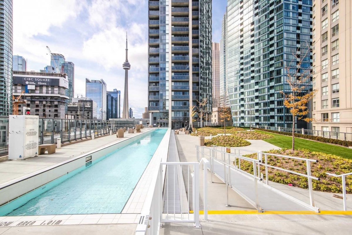 Virtual Tour of 1 The Esplanade, Toronto, Ontario M5E0A8 - Condo ...