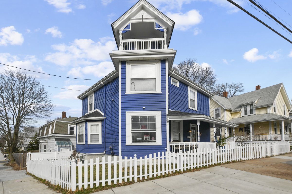 Virtual Tour of 71 High Street, Malden, Massachusetts 02148 - Single ...