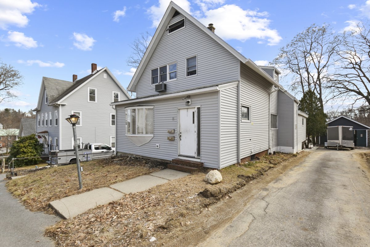 Virtual Tour of 11 Chadwick Street, Worcester, Massachusetts 01605 ...