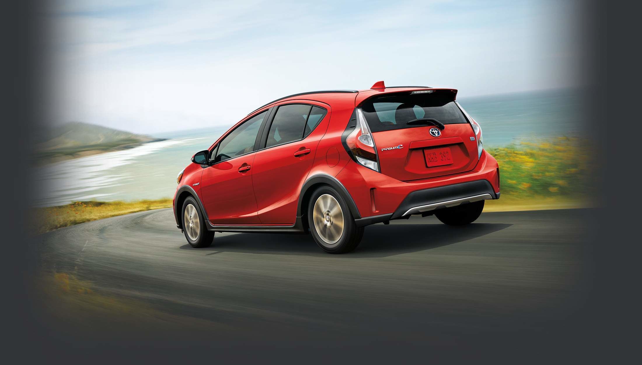 2019 Prius c Features - Toyota Canada