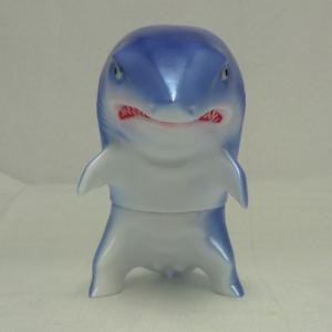 Tateobesu - metallic blue one up. limited color Ta... | Trampt Library