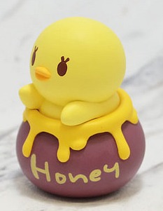 Piyo-chan - honey chicken Piyo-Chan by Shichibee f... | Trampt Library