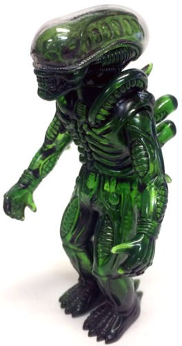 Alien - green slime Alien by Secret Base, Super7 f... | Trampt Library
