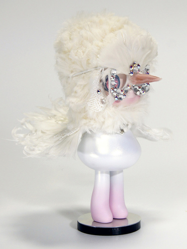 Miwu the crow albino MIWU by Burning Monster | Trampt Library