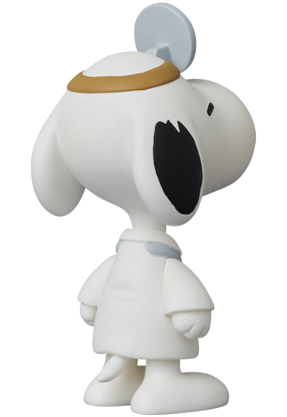 Doctor snoopy : peanuts Peanuts by Charles M. Sch... | Trampt Library