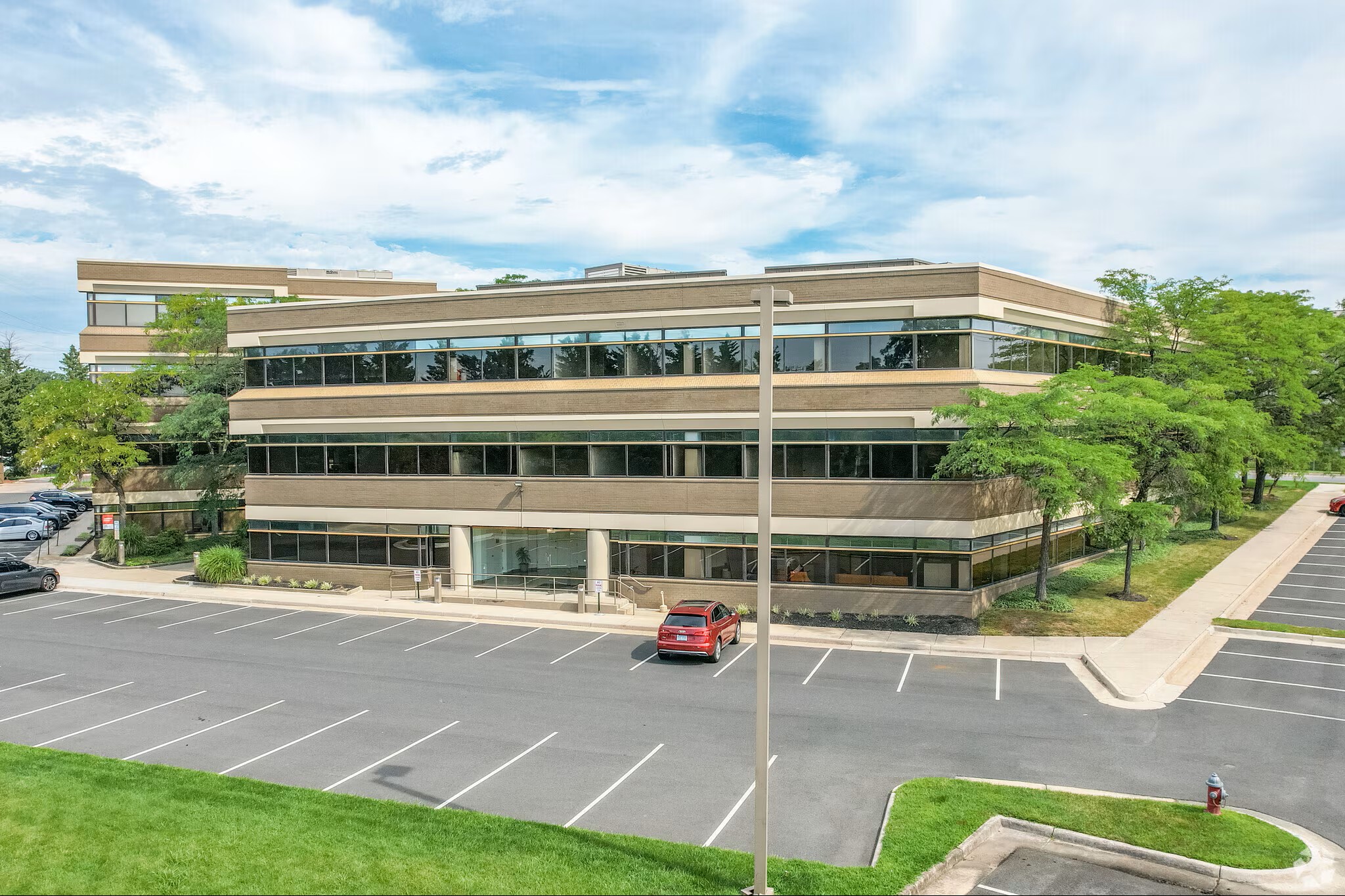 Transwestern | Grove Corporate Plaza 1