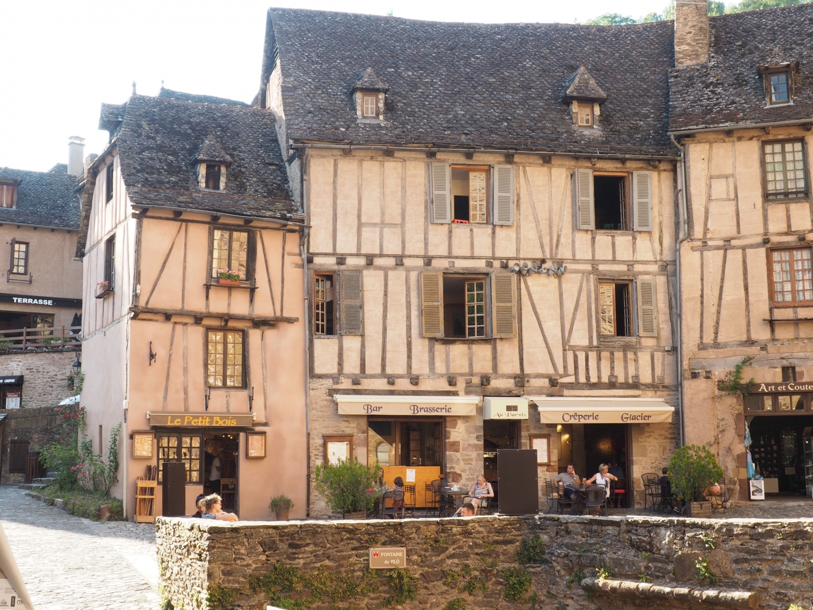 Conques, France: Detailed map, informations, activities and recommended ...