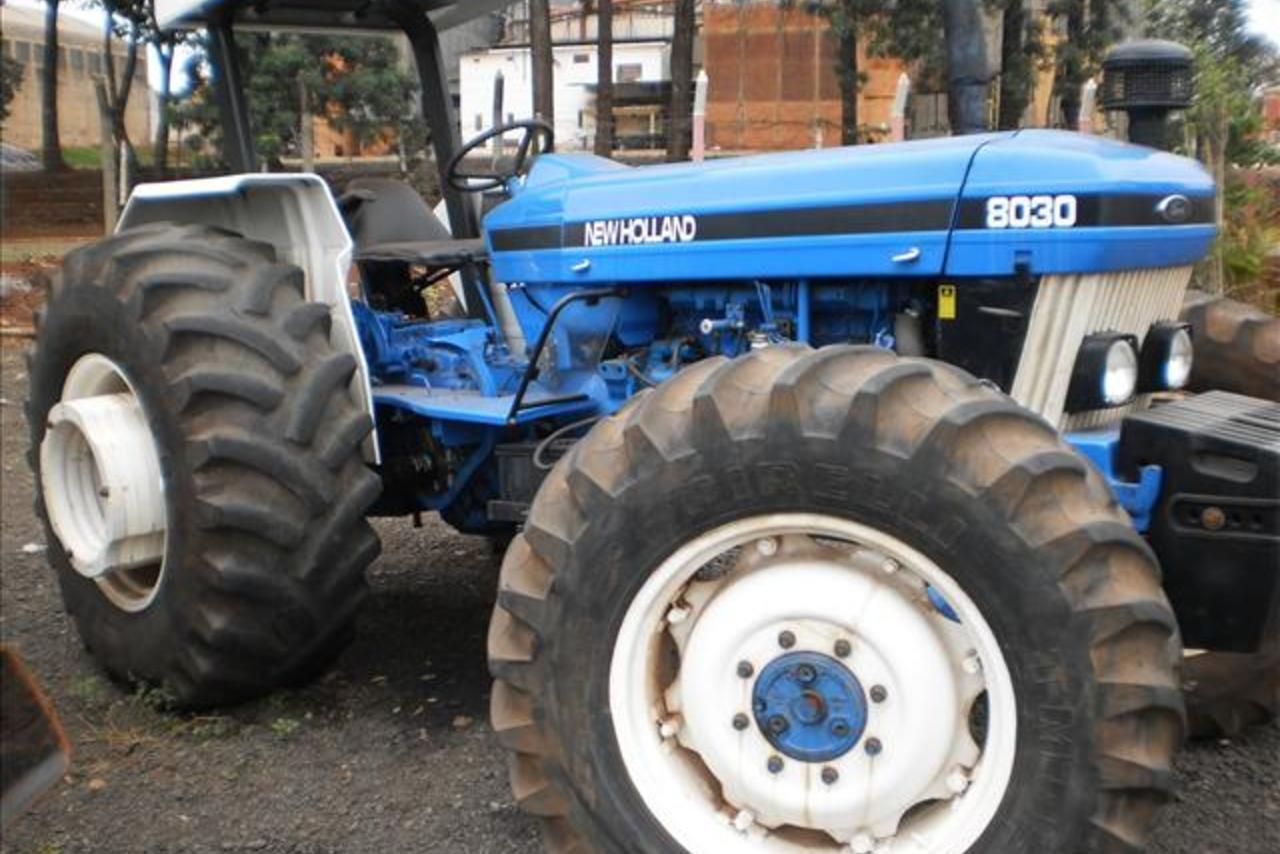 Trator Ford 8030 86/86 - NP Máquinas | Trucadao.com.br