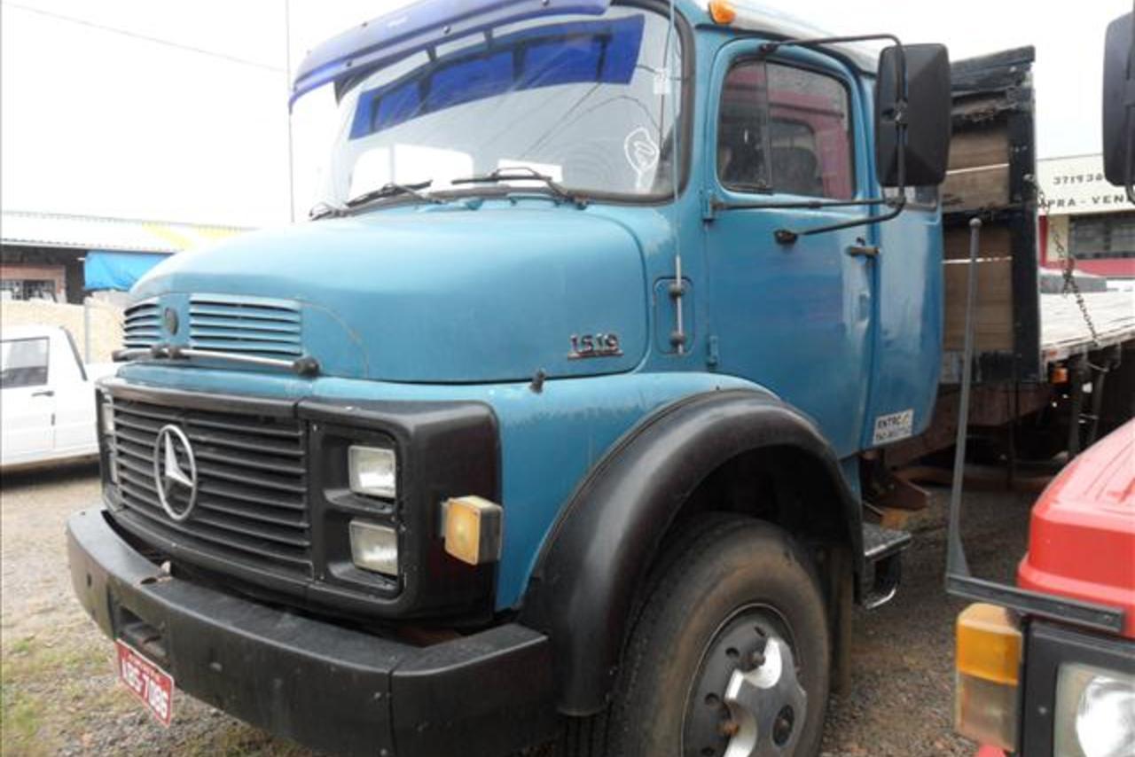 Caminhão Mercedes Benz MB1519 81/81 - Alfa Caminhões | Trucadao.com.br