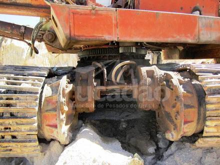 Escavadeira Poclain GC120 80/80 - BHLOC | Trucadao.com.br