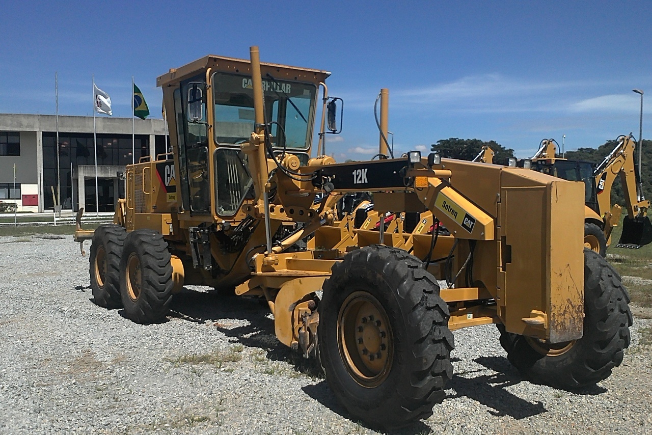 Motoniveladora Caterpillar 12K 10/10 - Sotreq SA | Trucadao.com.br