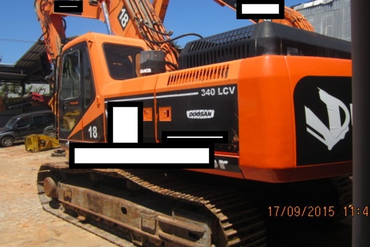 Escavadeira Doosan DX 300 10/10 - TM Tadeu Máquinas | Trucadao.com.br