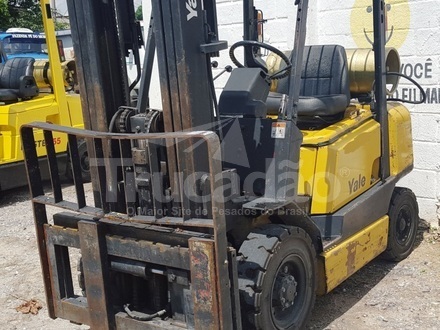 Empilhadeira Yale GP25 00/00 - BHLOC | Trucadao.com.br