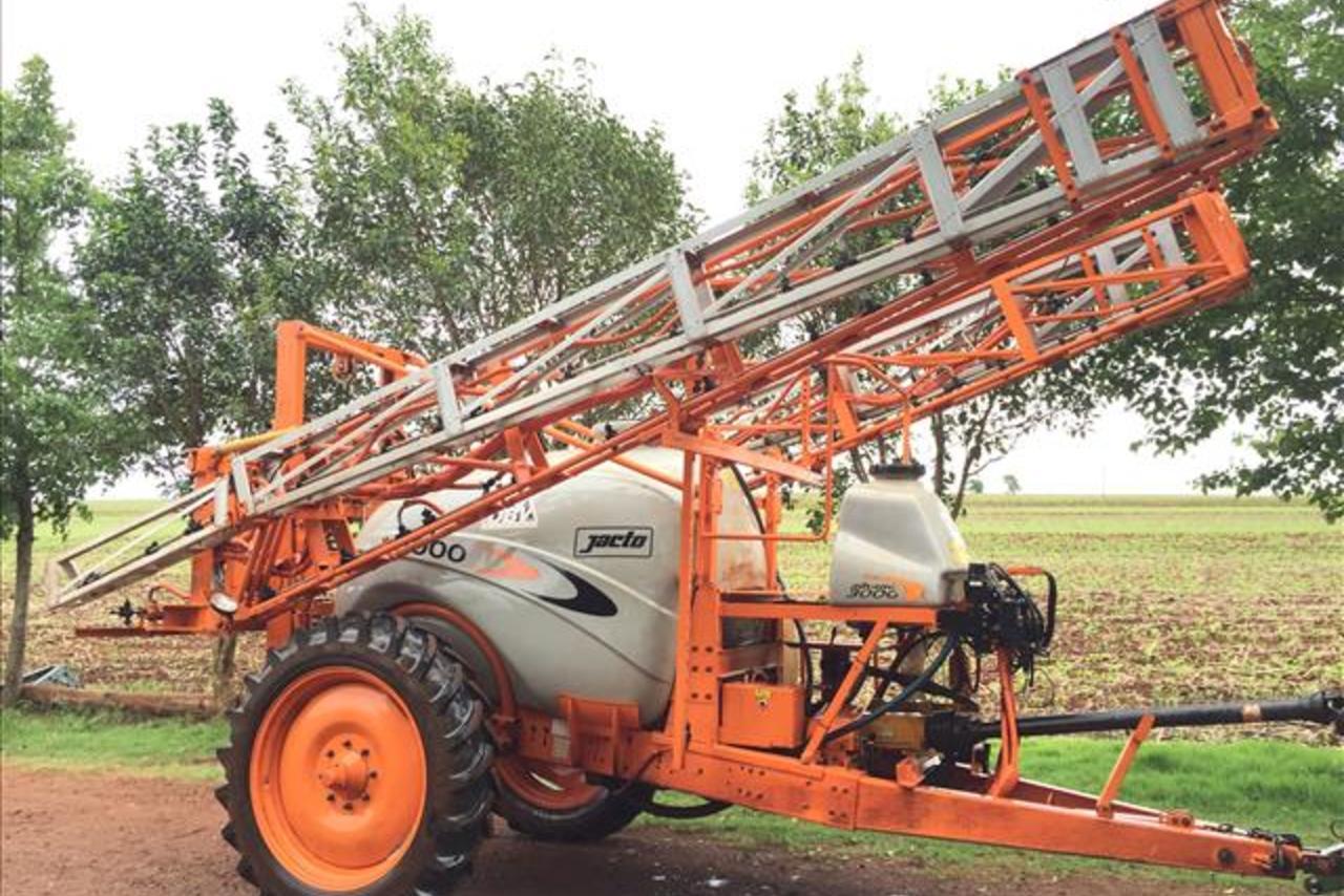 Pulverizador Jacto Advance 3000 AM24 07/07 - Rural Vendas | Trucadao.com.br