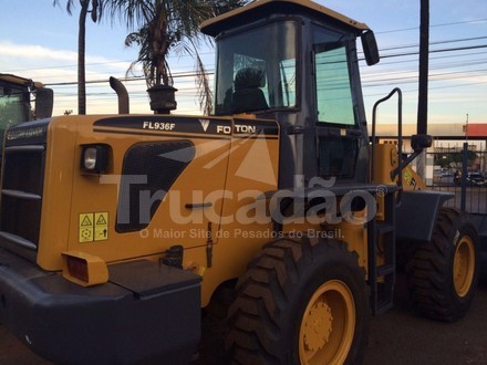 Pá carregadeira Foton FL 936 S/G 10 Toneladas 12/12 - Aguinaldo ...